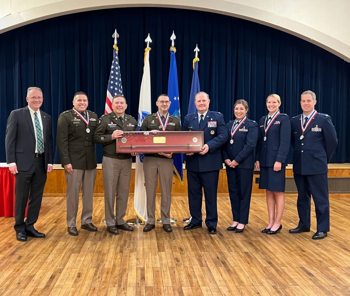 Faculty members honored during SAUSHEC awards dinner | Article | The ...