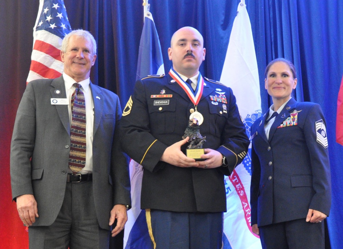 Armed Forces Luncheon recognizes enlisted members | Article | The ...