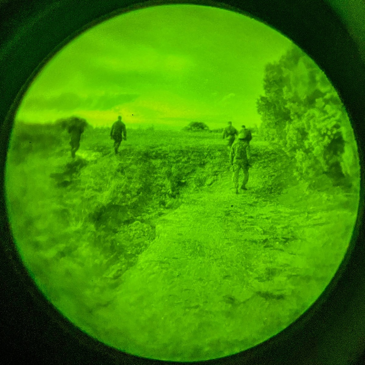 The First Team Troopers Complete the 1st Cavalry Division Best Squad ...