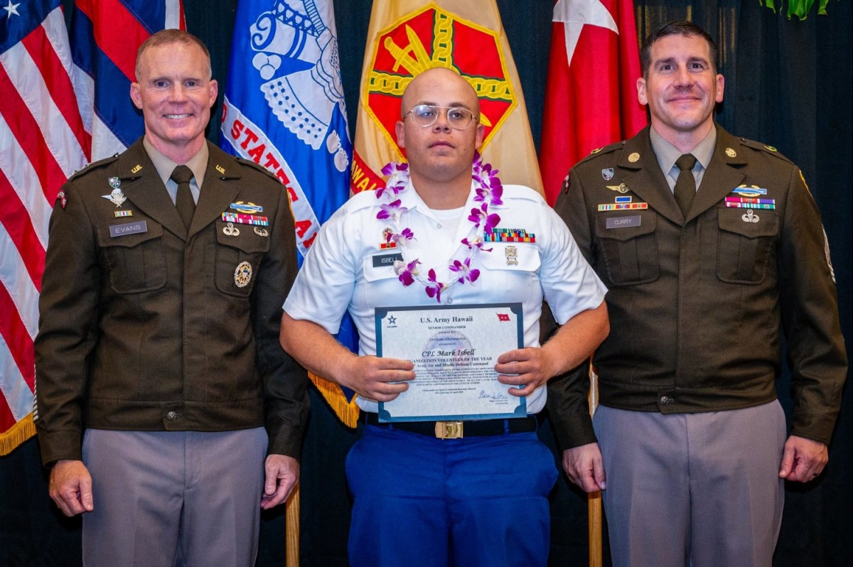 94th Army Air and Missile Defense Command Sea Dragon earns volunteer ...