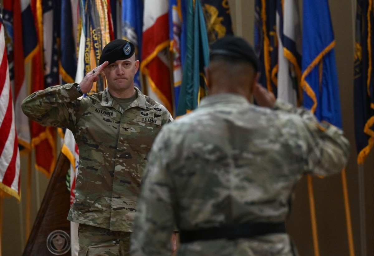 LTB holds leader change double header | Article | The United States Army