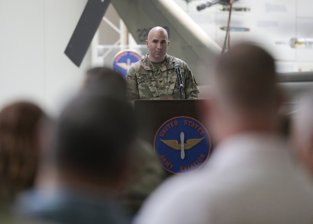 Summers Assumes Command of USAARL | Article | The United States Army