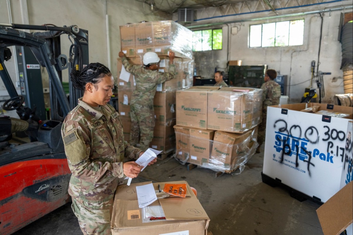 Soldier leads team in clearing five-year supply backlog in Poland ...