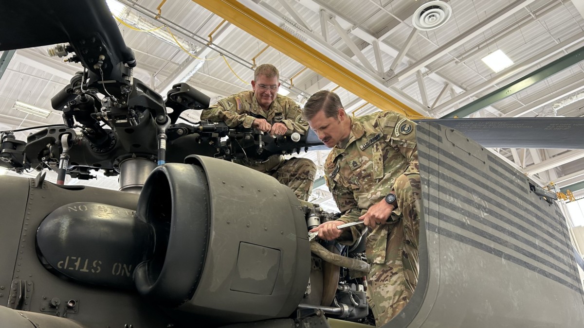Colorado National Guard Aircrew Breaks Record for Hoist Rescue ...