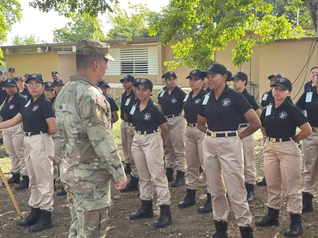 SMA Weimer stresses readiness, unity in Puerto Rico Guard visit ...