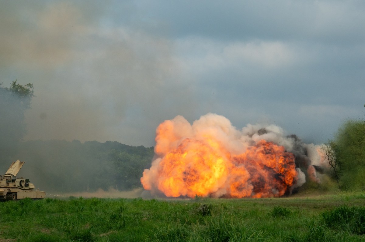 Australian Army gains explosive mine clearing capability after training ...
