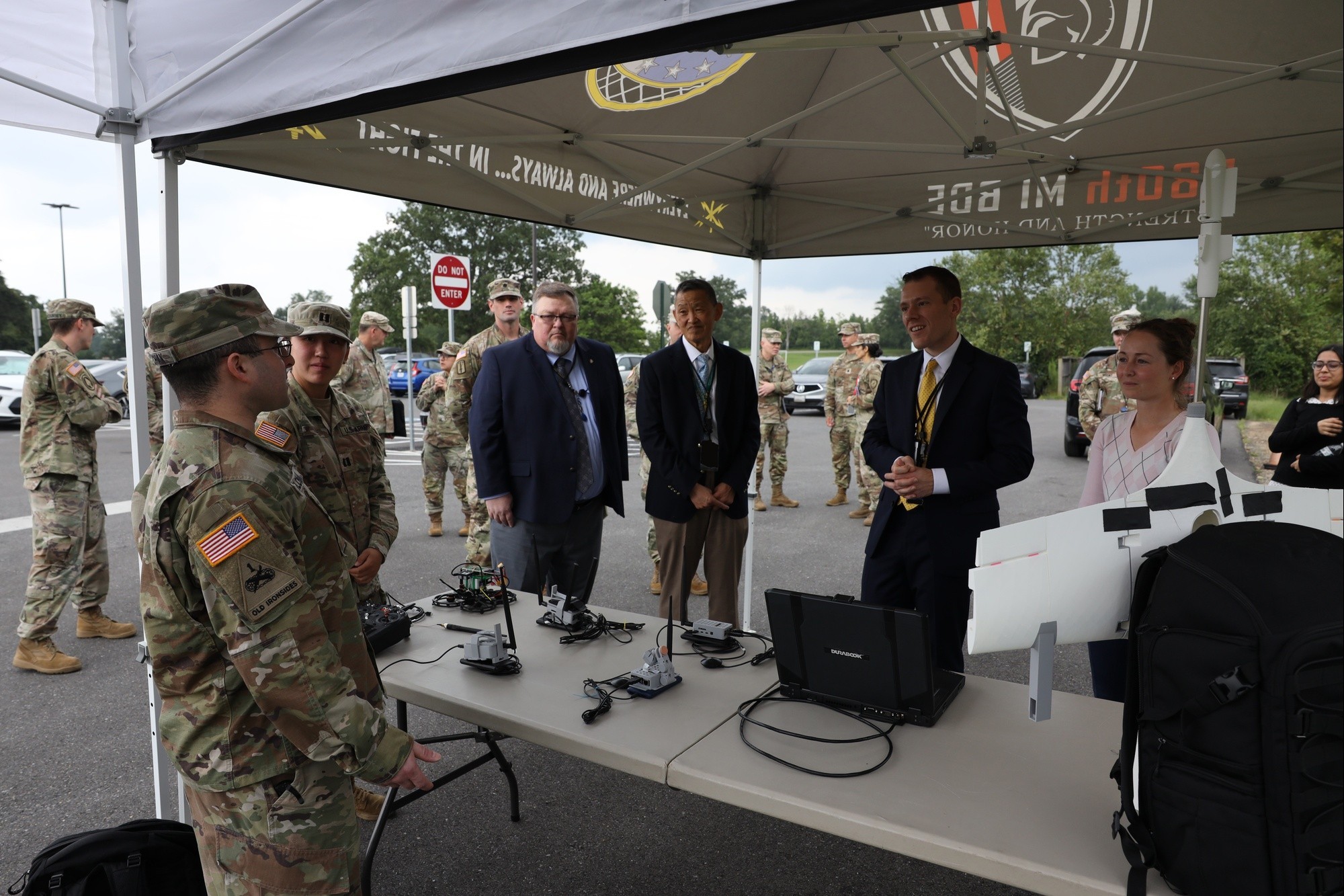 Army Principal Cyber Advisor Visits U.S. Army’s Only Offensive Cyber ...