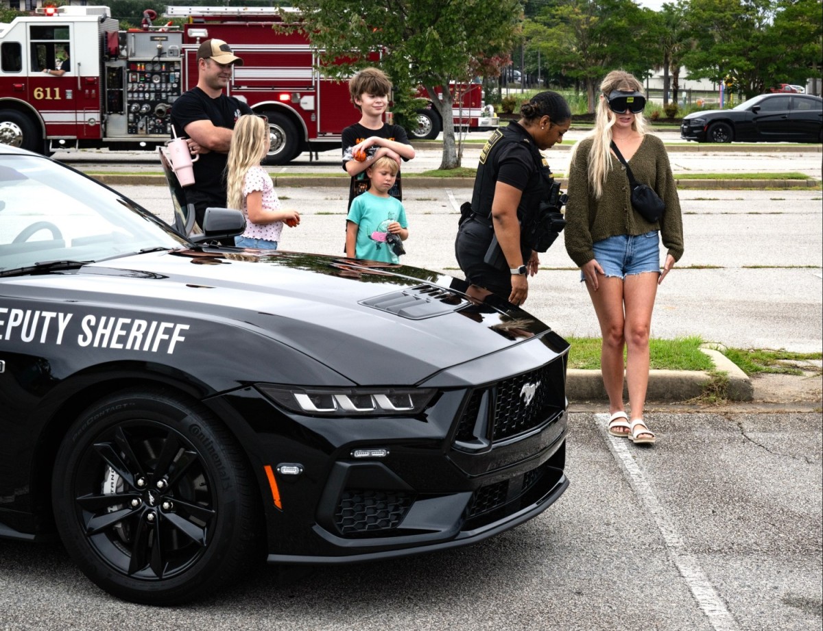 Jackson police, community enjoy a National Night Out | Article | The ...