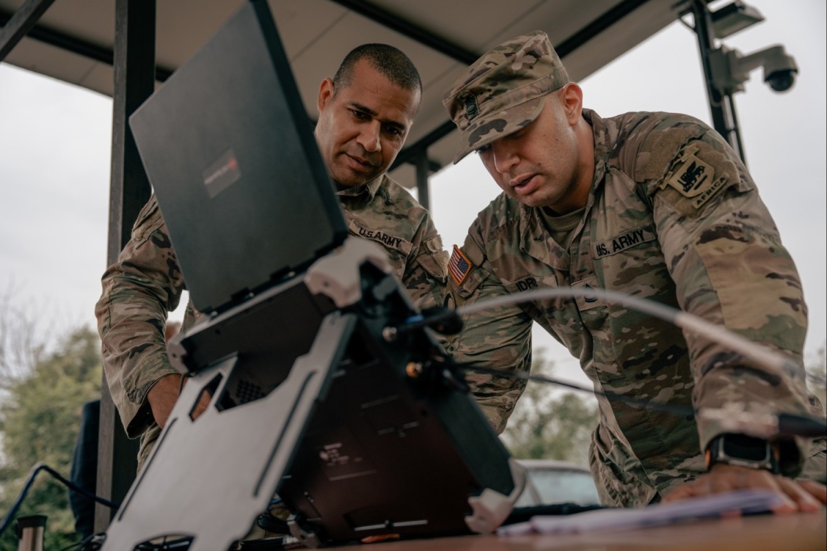 SETAF-AF, 173rd Airborne sharpen spectrum analysis skills with Italian ...