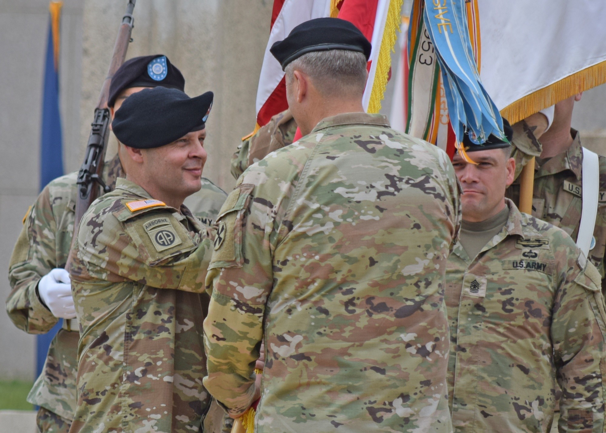 Eighth Army bids farewell to CSM Bolmer, welcomes CSM Weaver as new ...