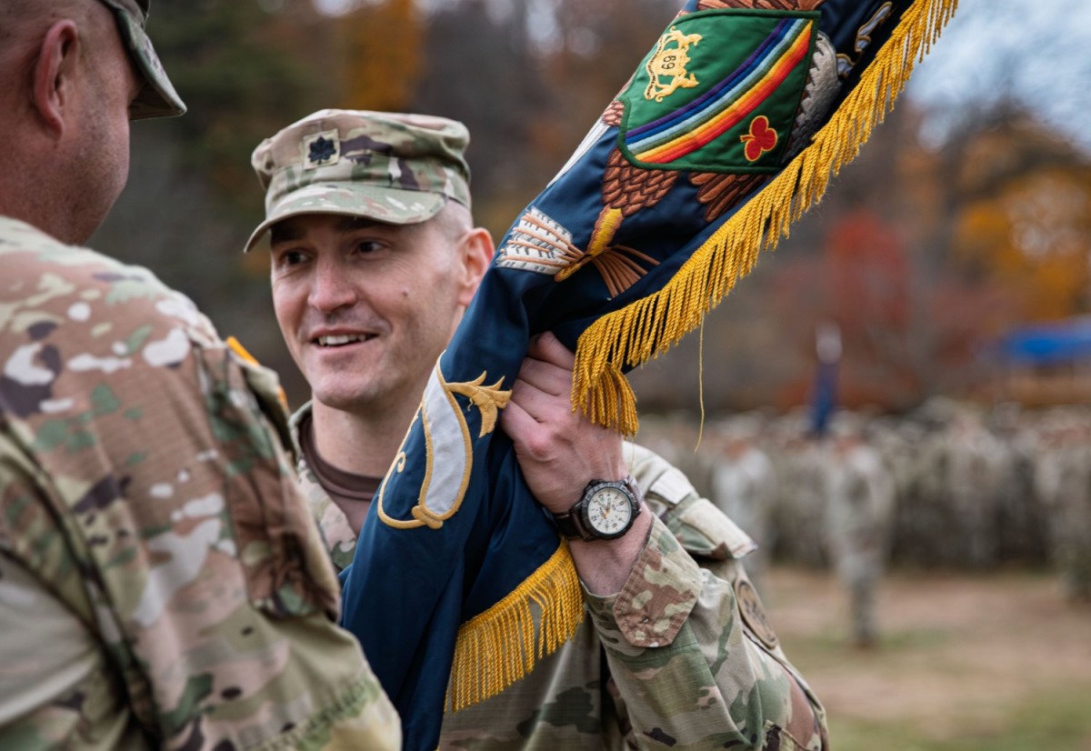 NY Army Guard's "Fighting 69th" gets new leader during Nov. 15 ceremony ...