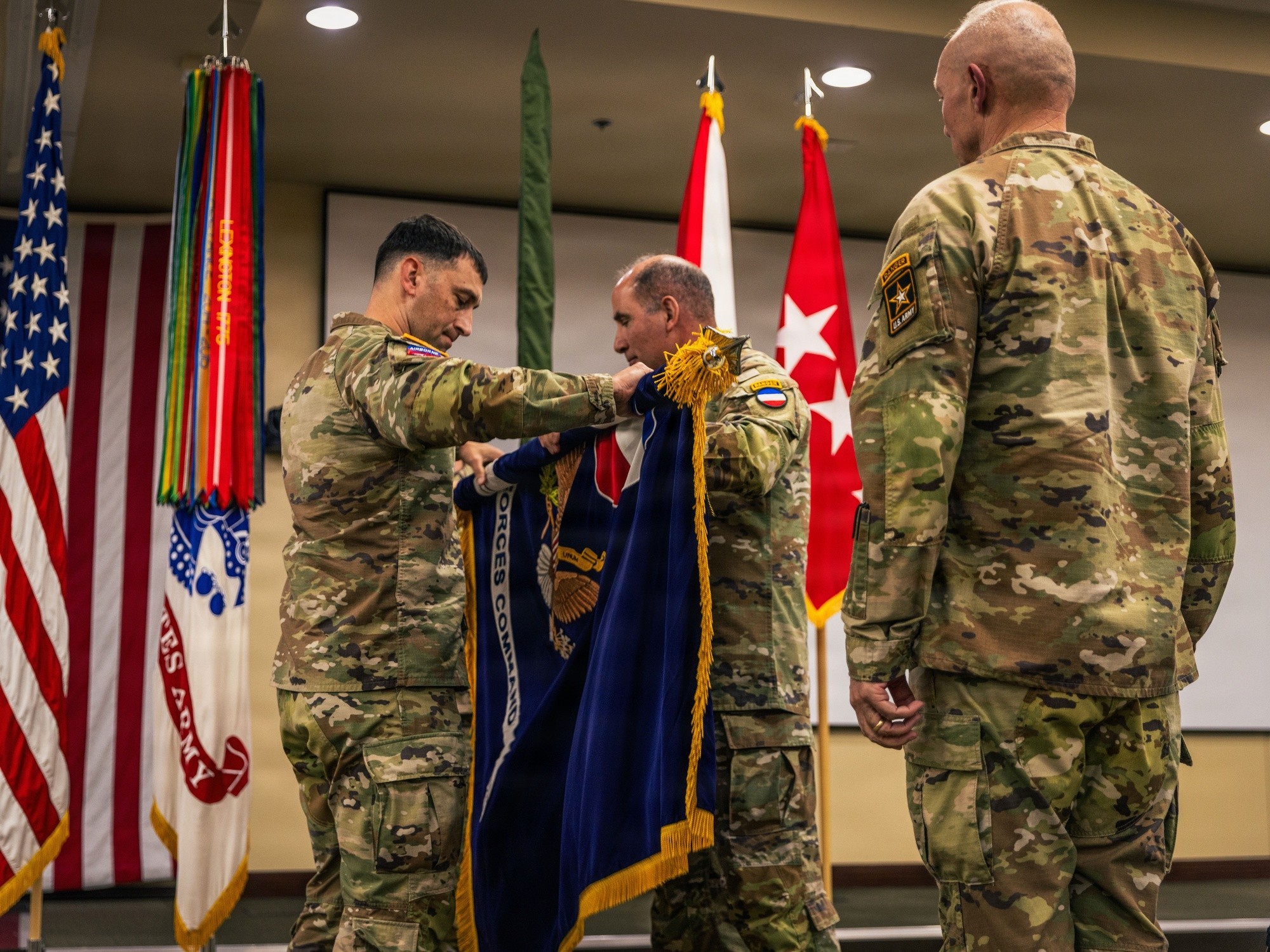End of an Era: Last FORSCOM commander retires as unit cases its colors ...