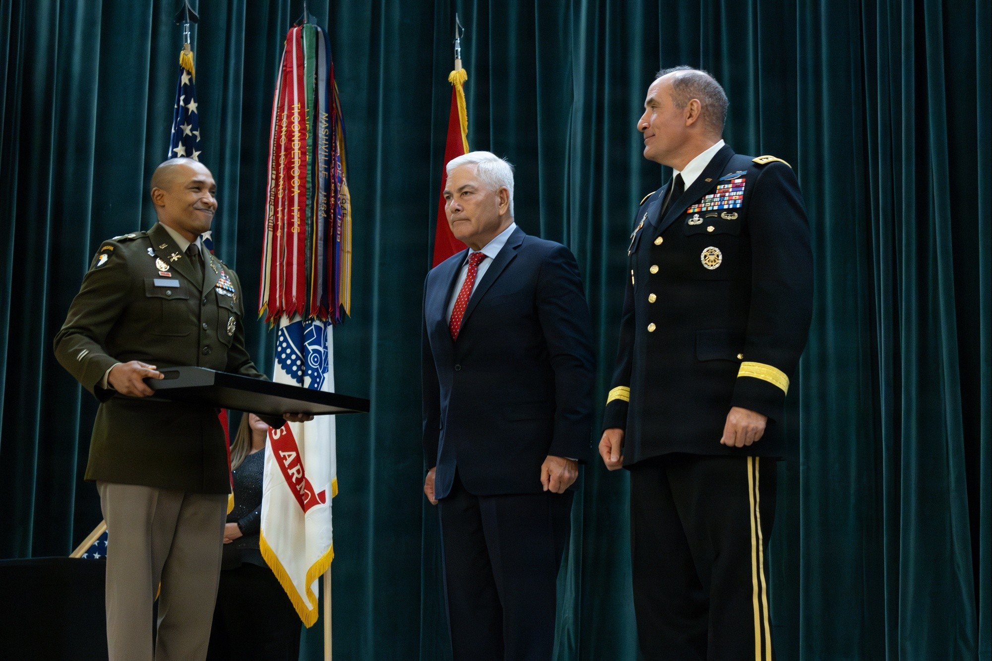 End of an Era: Last FORSCOM commander retires as unit cases its colors ...