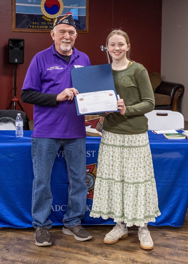 Fort Knox High School sophomore finds patriotism in gratitude, places ...