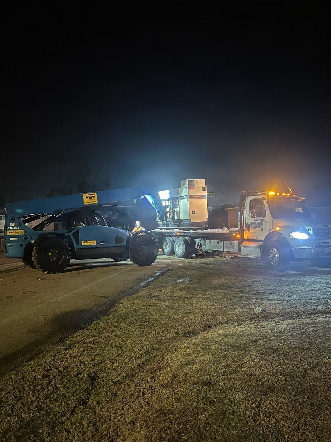 USACE Emergency Power Team Installs First Power Generator in New Albany ...