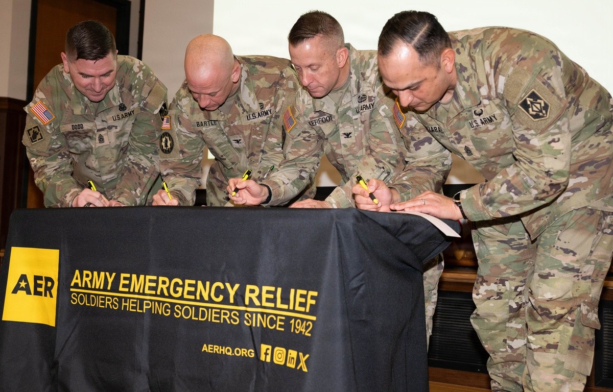 Fort Leonard Wood kicks off 2026 AER campaign, receives first donations ...