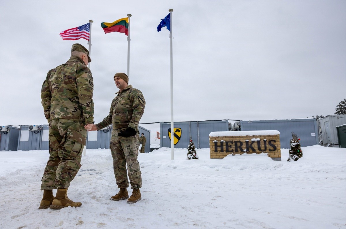 Brig. Gen. John P. Stanley pays a visit to Soldiers in Lithuania ...