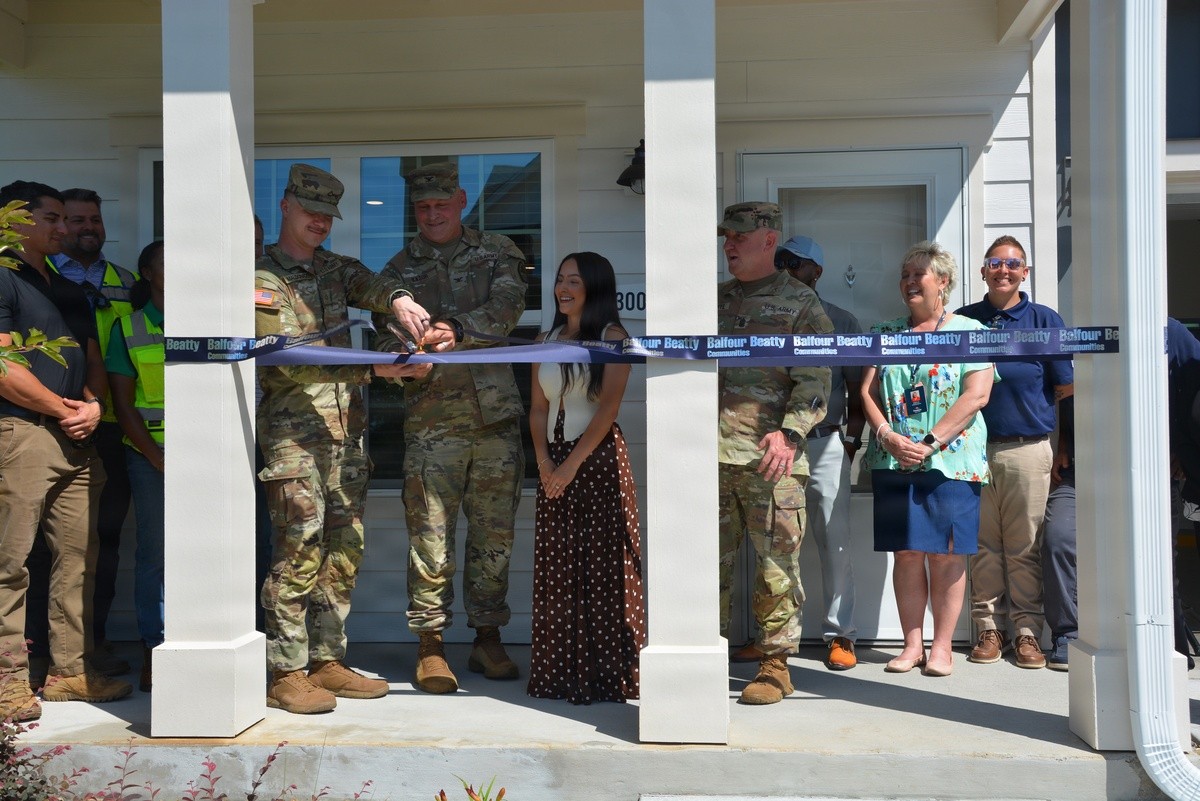 Pine Tree Terrace Family Housing Ribbon Cutting | Article | The United ...