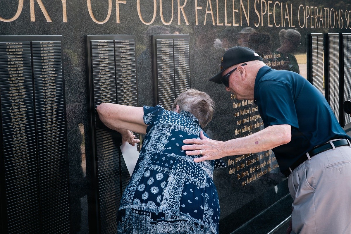 'We are the memorials': USASOC honors fallen special operations ...