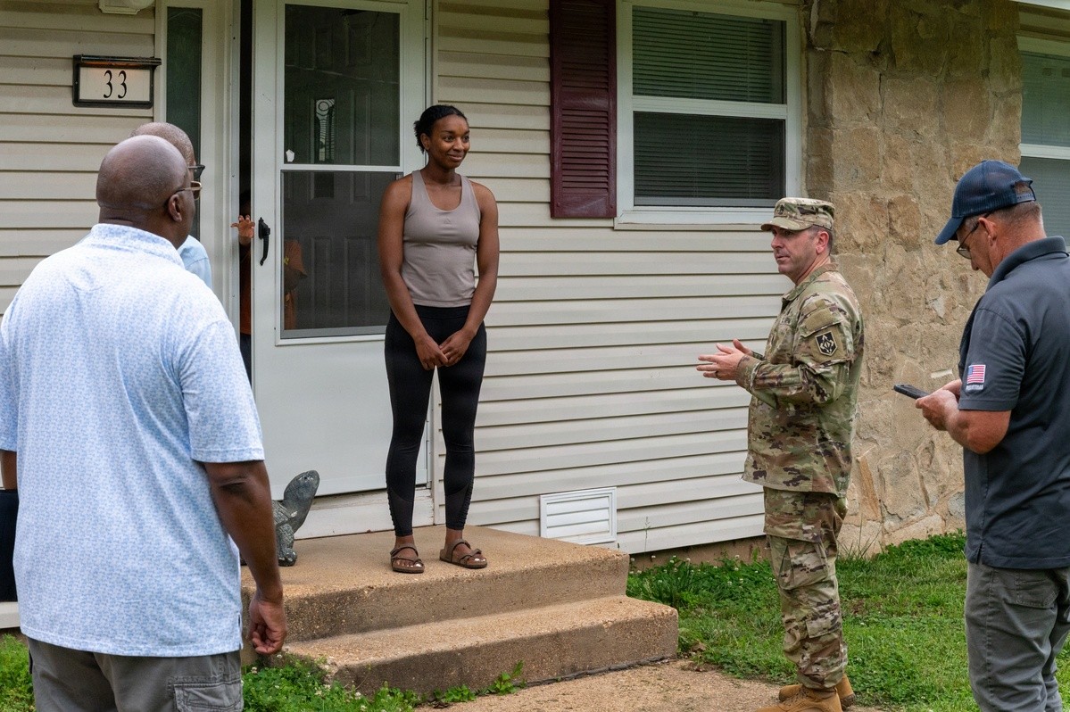 Putting community first: Fort Leonard Wood leaders hit the pavement to ...